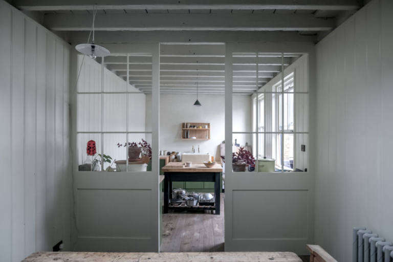 Dreamy Colors in a Former Victorian Coach House in Hackney