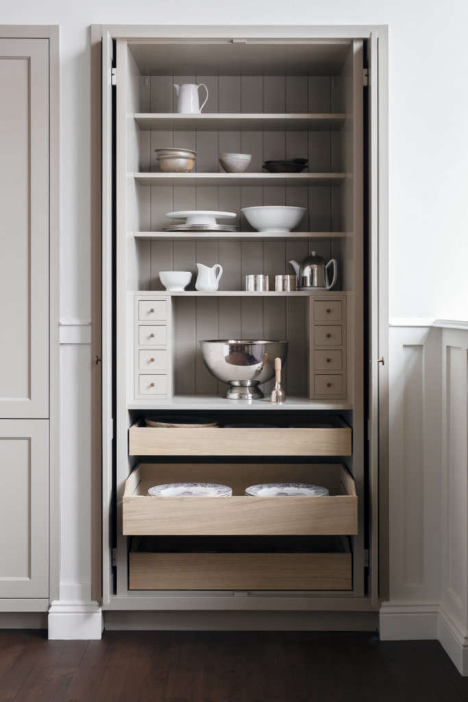 Old Swedish Style: Manor House Detailing in a Traditional Kitchen by Kvanum