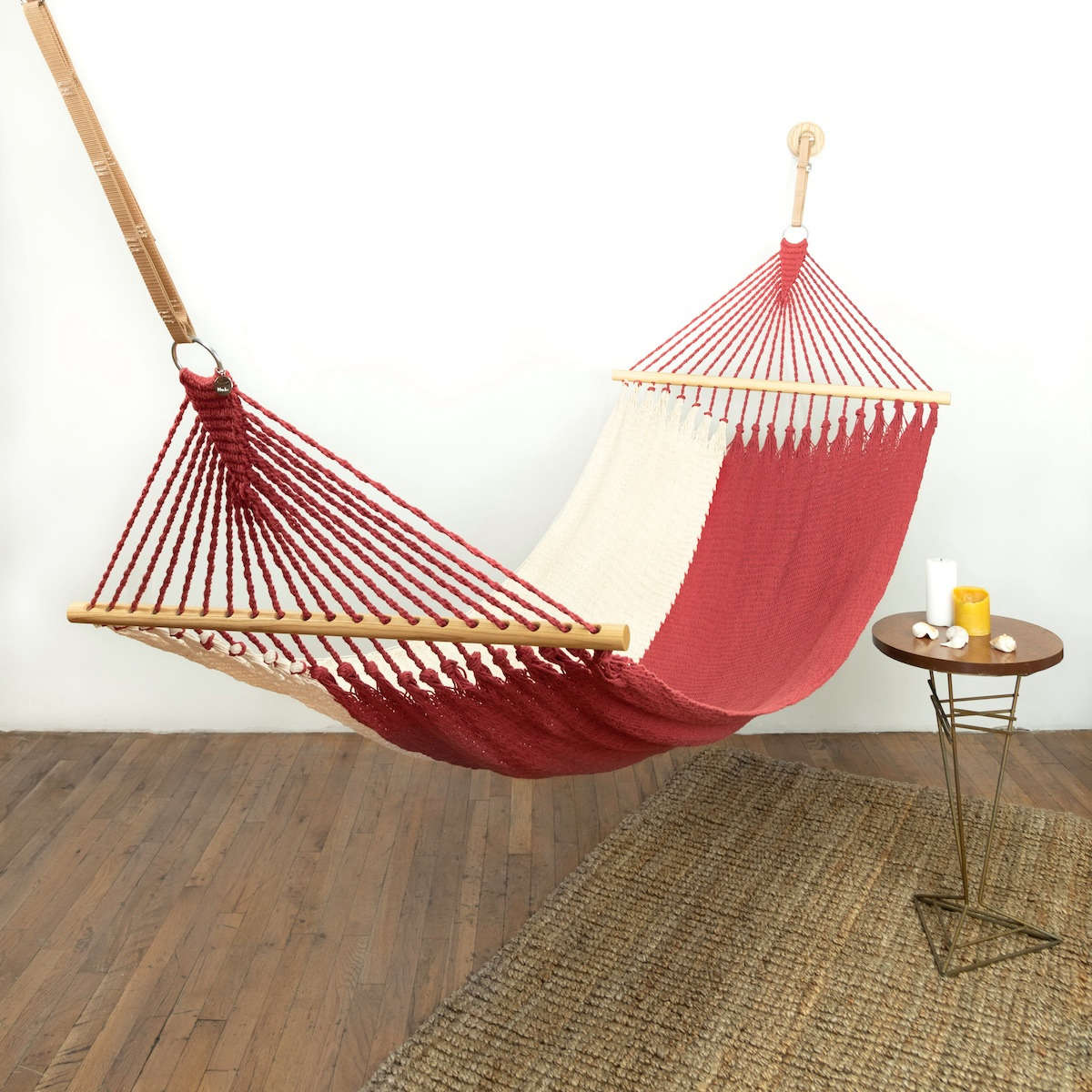 Summery (and Chic) Hammocks from Nudo Handmade - Remodelista