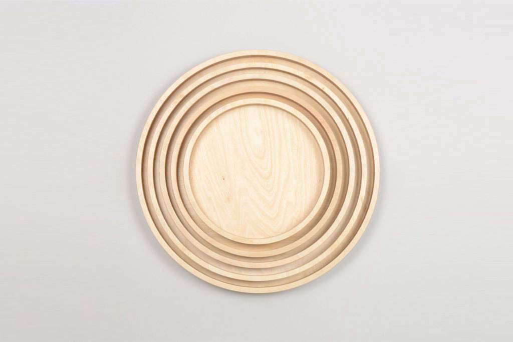 10 Easy Pieces: Round Wood Trays - Remodelista