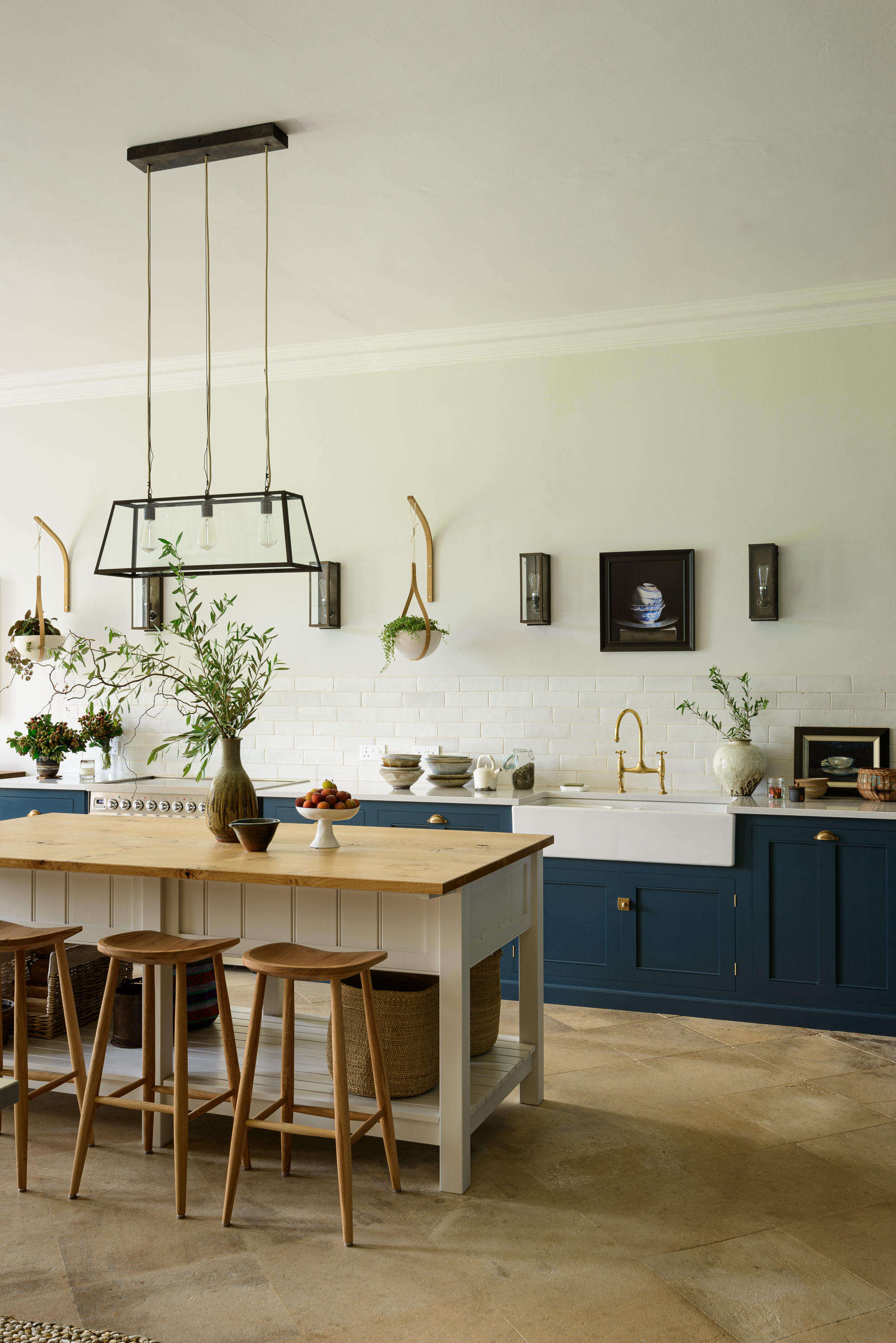 Kitchen of the Week: An Imposing English Manor, Updated for Modern ...