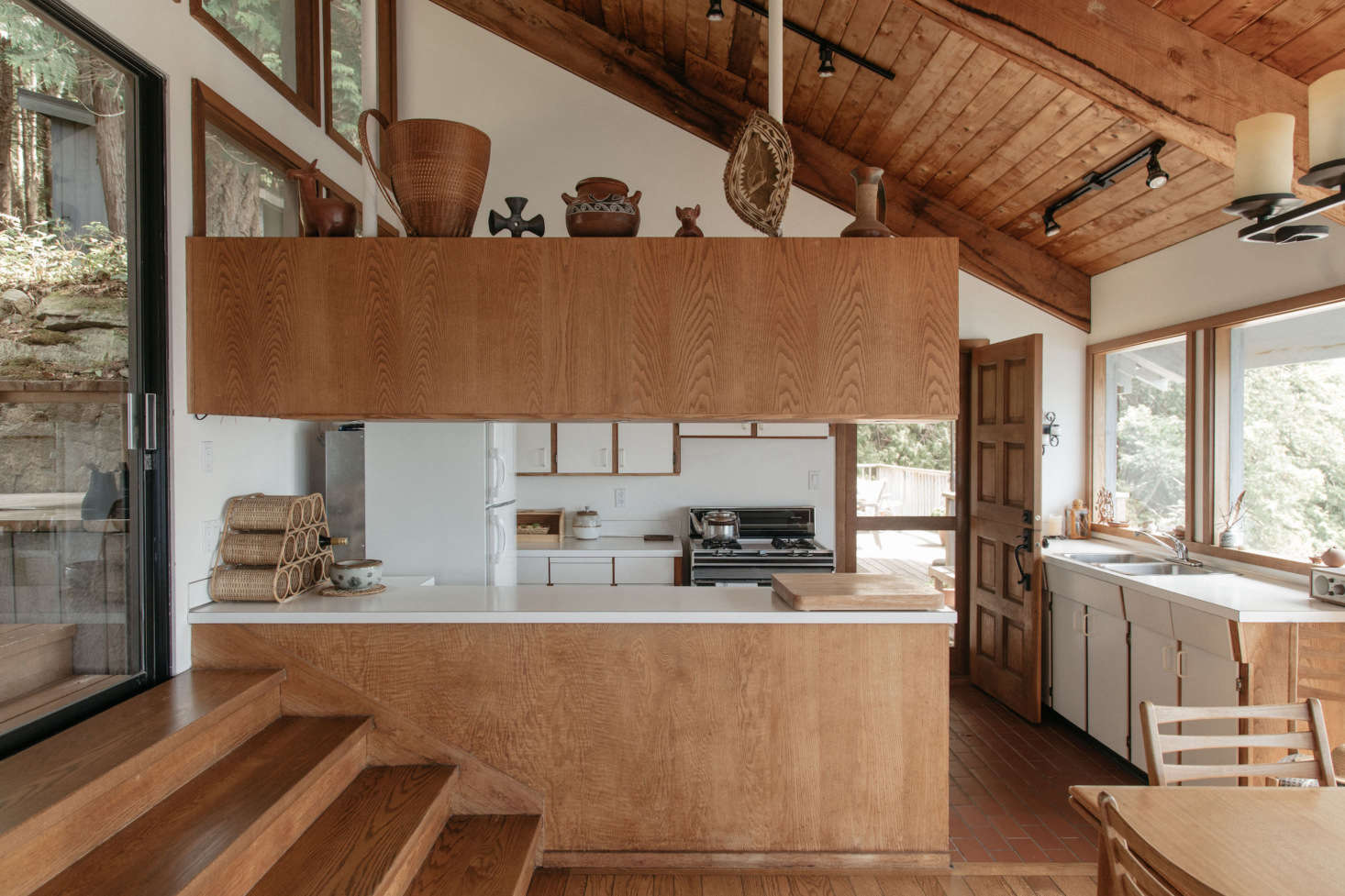 A Multigenerational Family's Cabin Retreat, Unchanged by Time - Remodelista