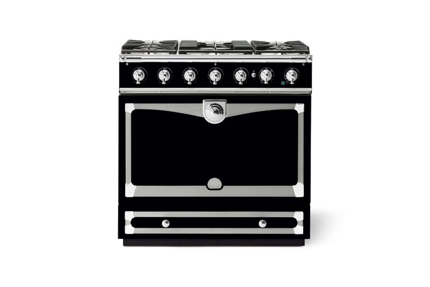 10 Easy Pieces: Black Kitchen Ranges - Remodelista