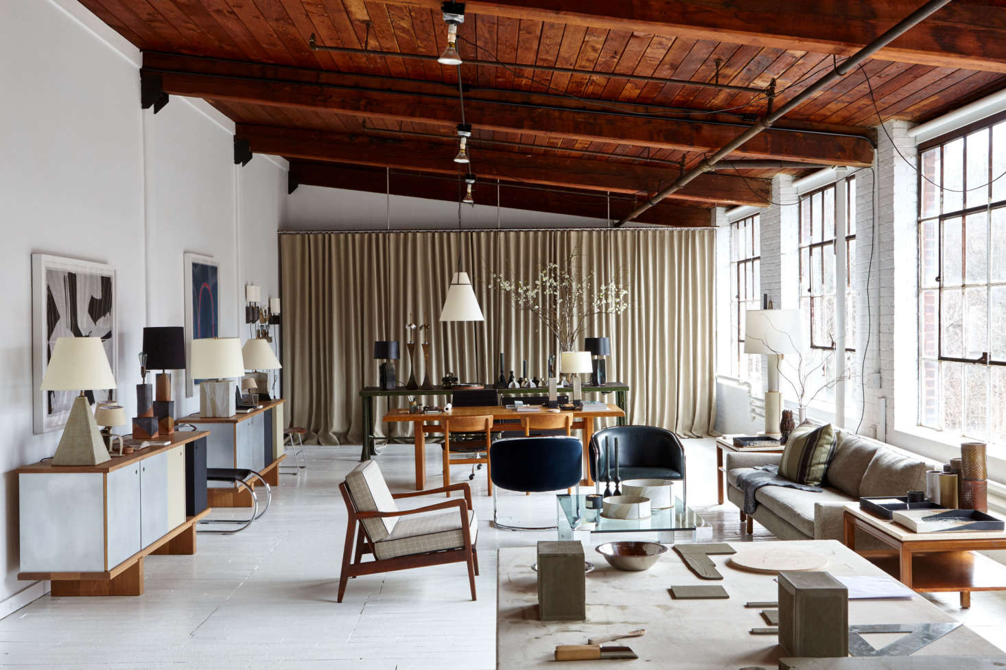 Midcentury-Style Ceramic Table Lamps are Back—and Being Made by Dumais Made