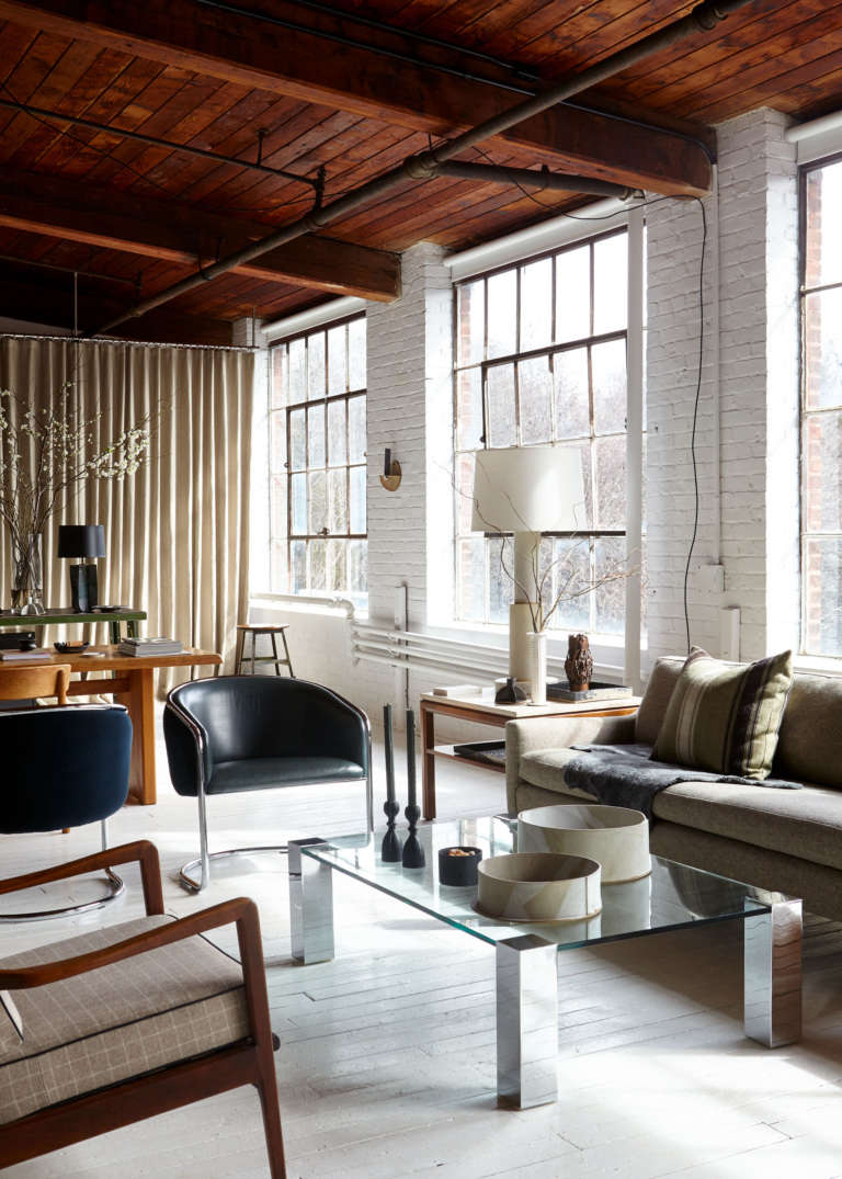 Midcentury-Style Ceramic Table Lamps are Back—and Being Made by Dumais Made