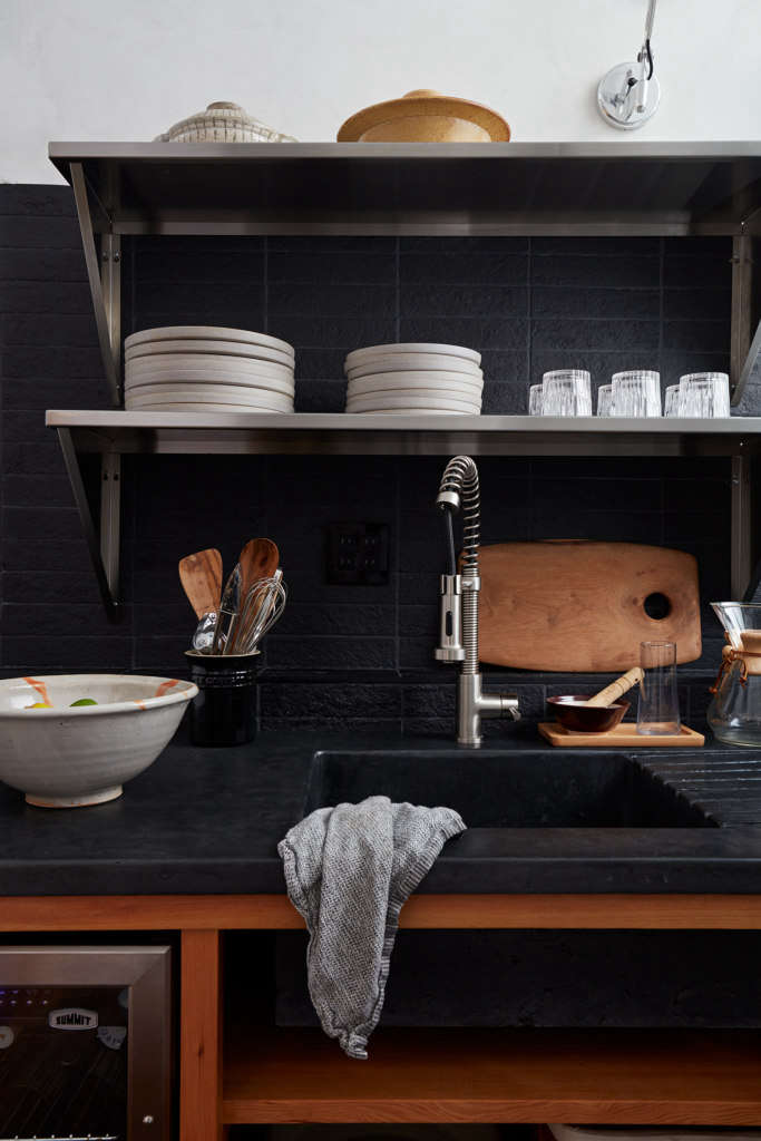 Steal This Look: A Small, Chic Kitchenette for a Creative Studio in SF ...