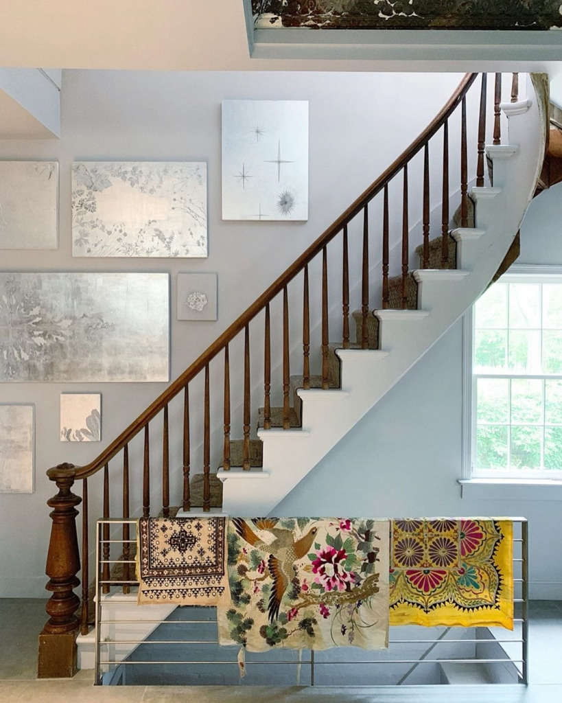 The Lavender Ghost: In the Hudson Valley, a Creative Couple's Victorian ...