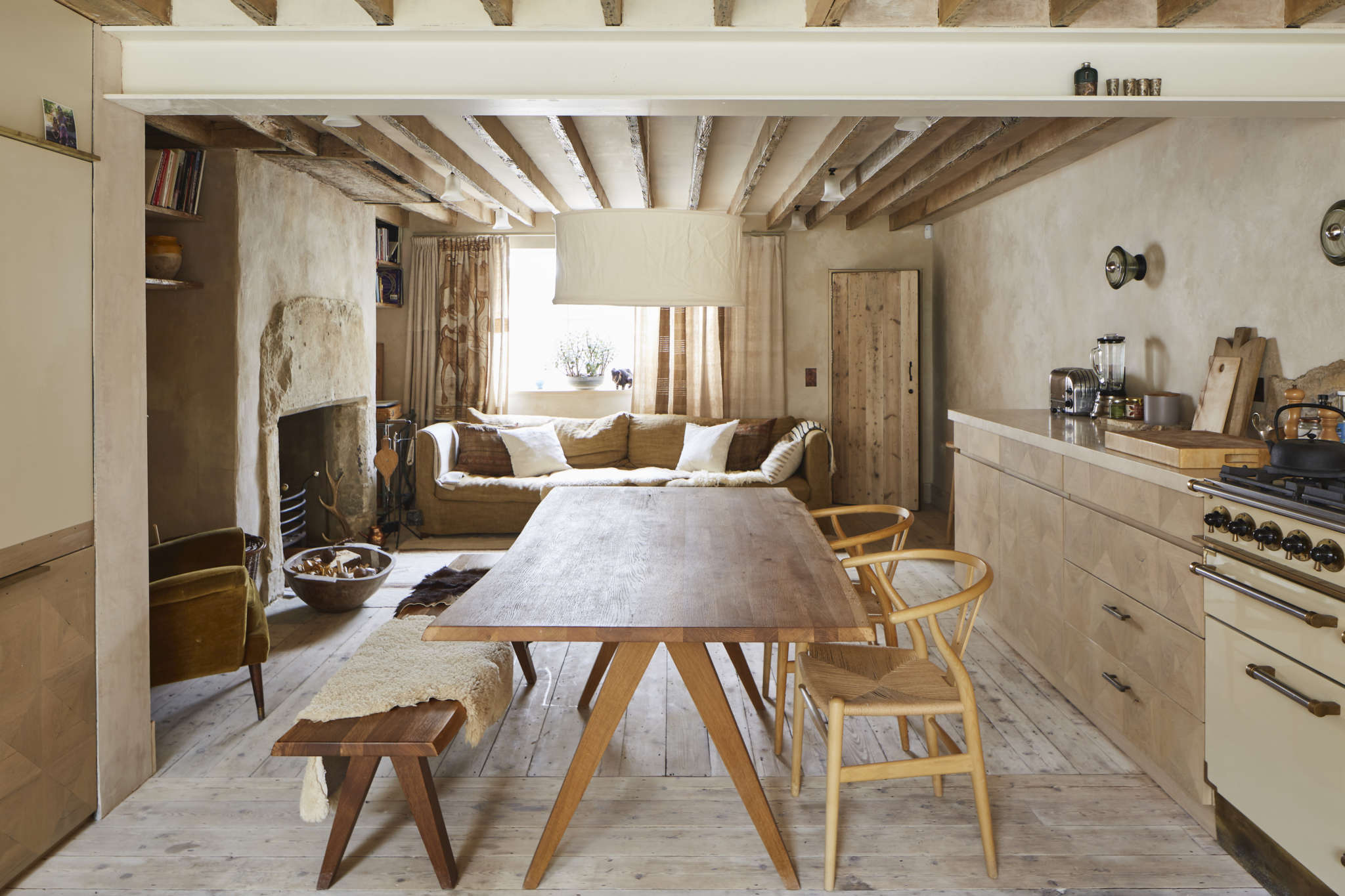 Reuse in Action: A London Townhouse Remodel By Architectural Salvage ...