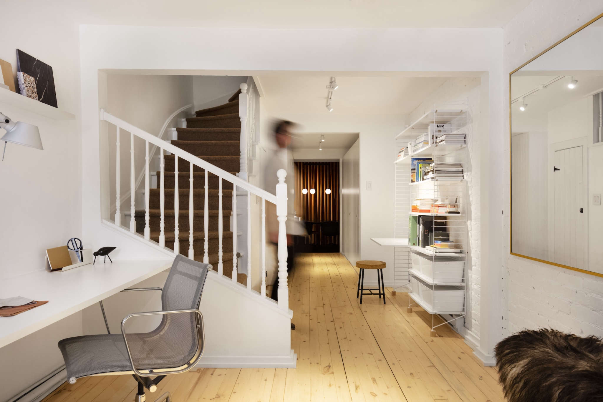 An Architect's Narrow Townhouse in Montreal, Design Studio Included ...