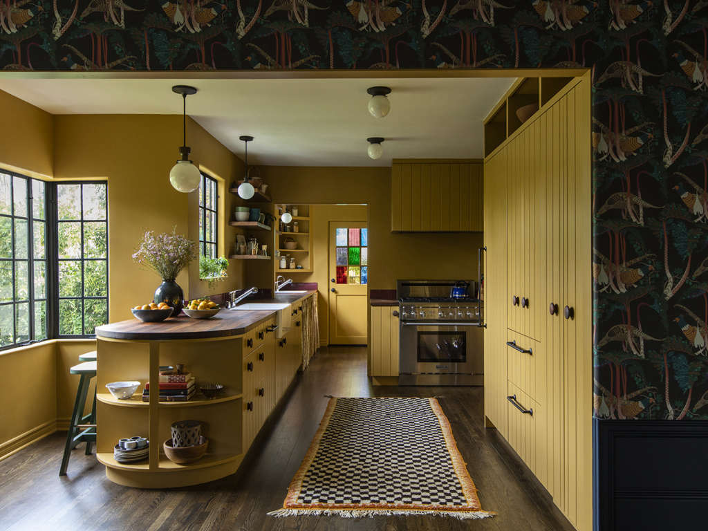 Kitchen of the Week: 'SMILF' Creator Frankie Shaw's Newfangled Old ...