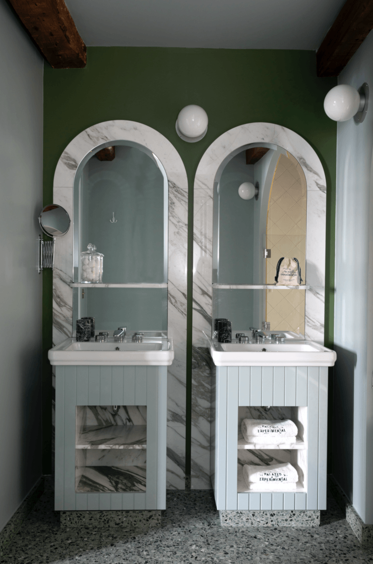 Curved Backsplashes in the Kitchen and Bath