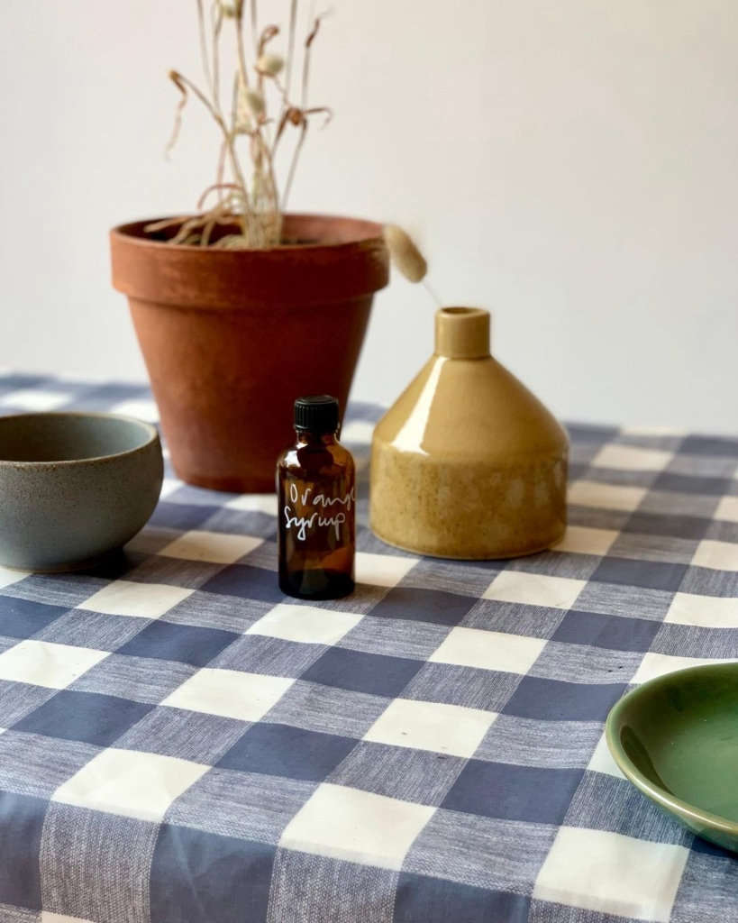 A Moveable Feast: The Wanda Dinner Party Box from a UK Entertaining ...