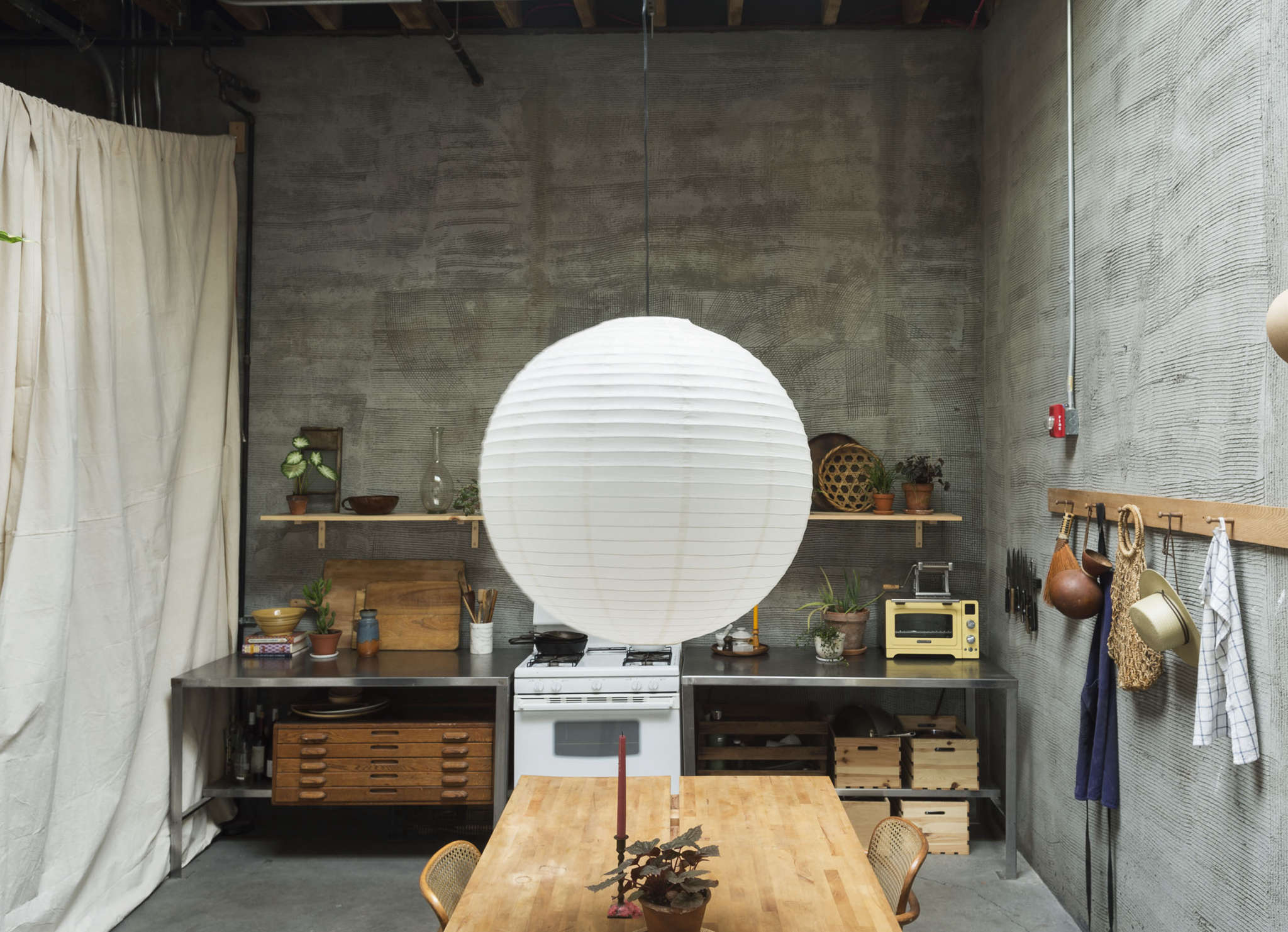 Kitchen(s) of the Week: 6 Low-Impact Deconstructed Kitchens - Remodelista