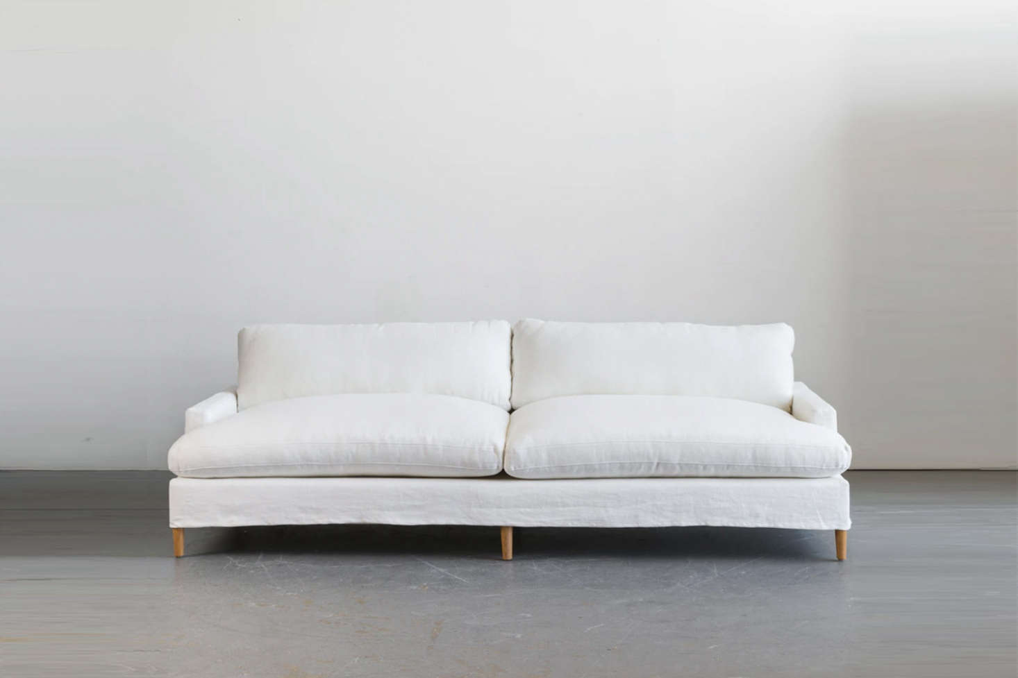 10 Easy Pieces: The Perfect White Sofa, Updated Edition - Remodelista