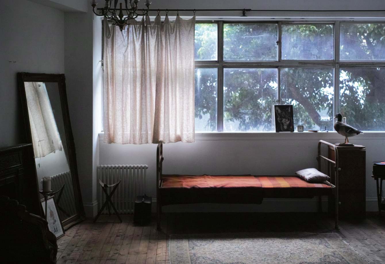 Vintage Only: A Taipei Photo Studio Furnished with Atmospheric Old Finds