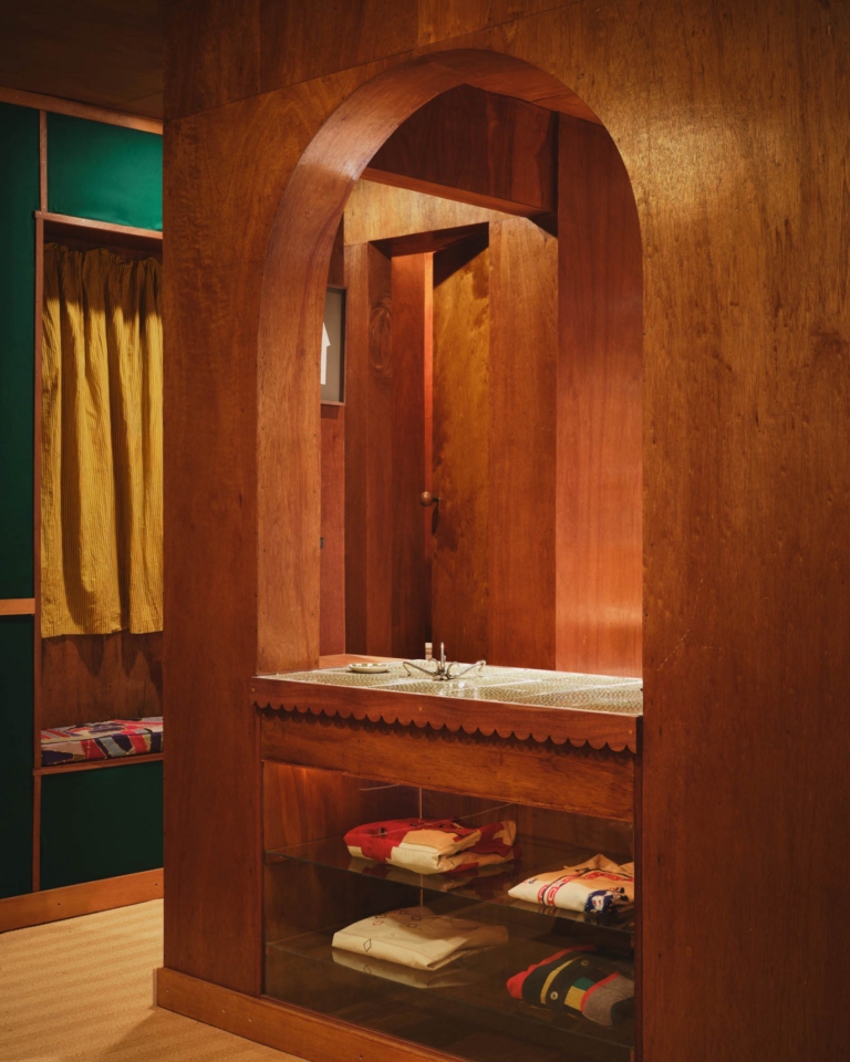 Scalloped Design Trend Alert: Scalloping as Decorative Detailing