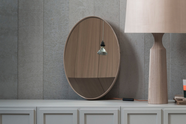 10 Easy Pieces: Simple Round Mirrors - Remodelista