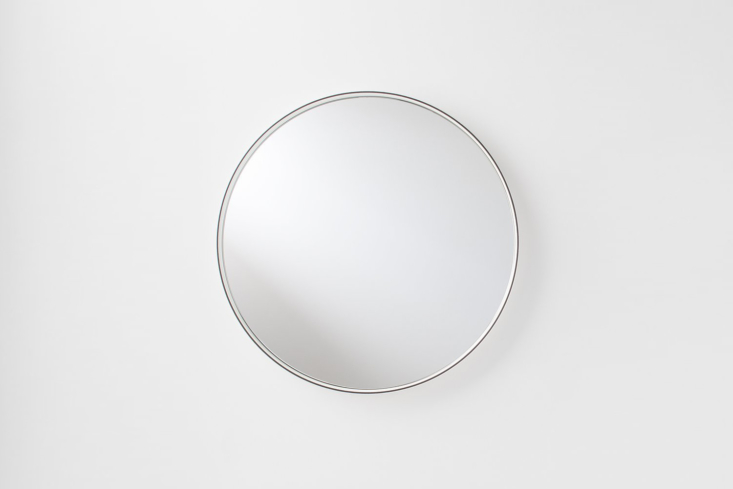 10 Easy Pieces: Simple Round Mirrors - Remodelista