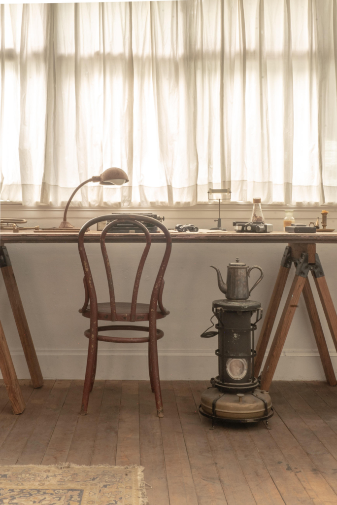 Vintage Only: A Taipei Photo Studio Furnished with Atmospheric Old Finds