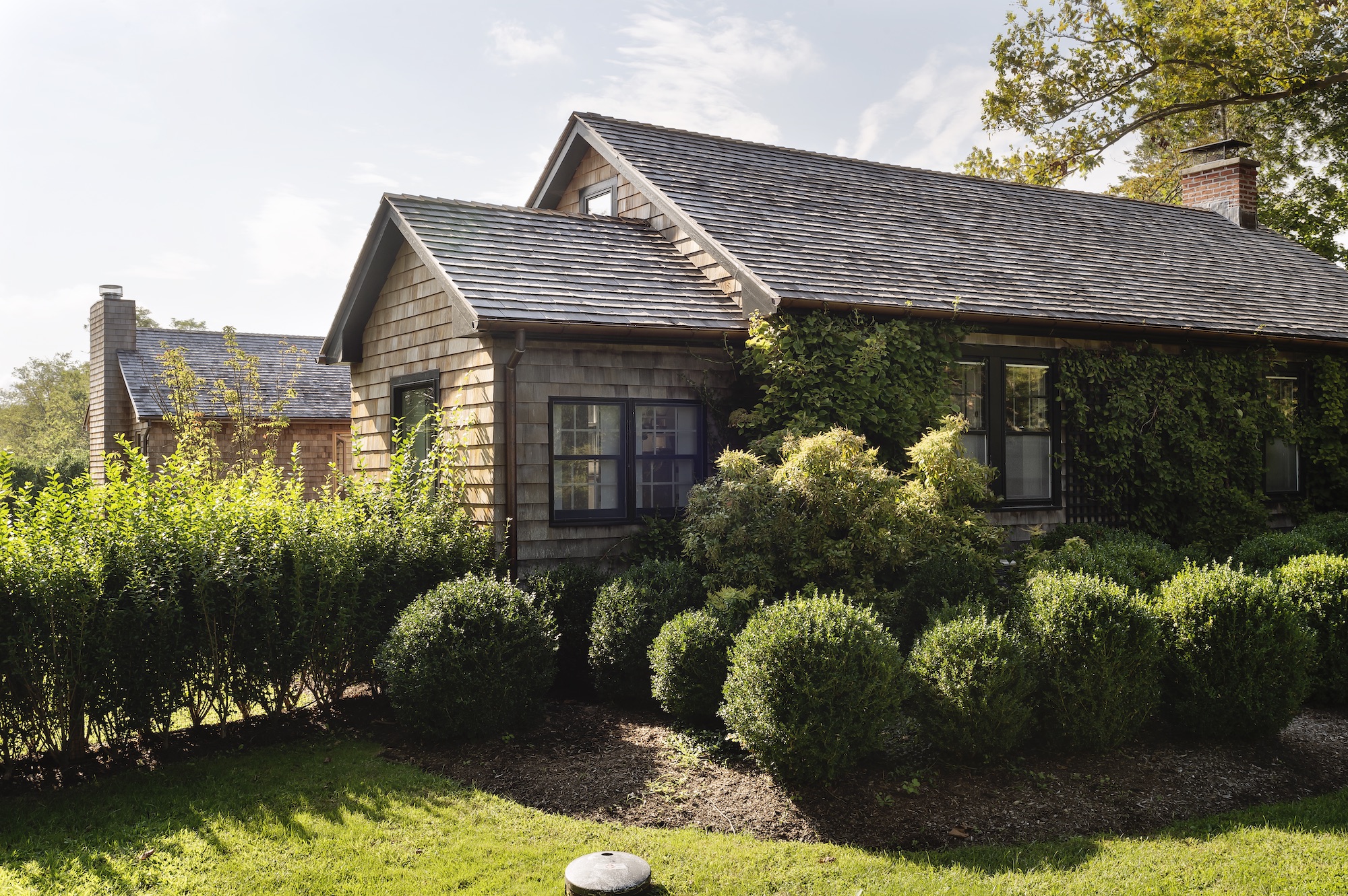A Low-Key but Subtly Luxe Beach House on Shelter Island, Courtesy of ...