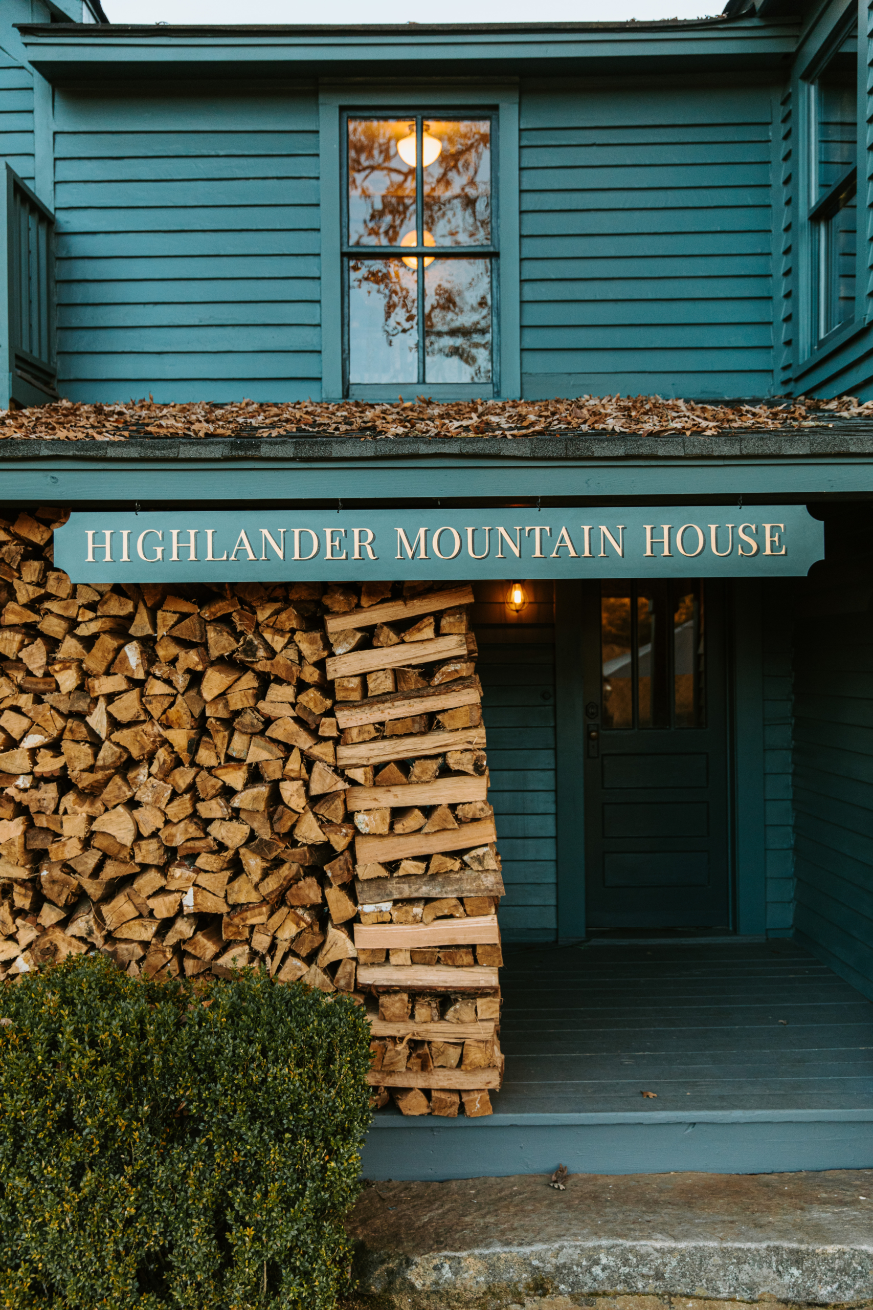 Pattern Play: English Charm at Highlander Mountain House in North ...