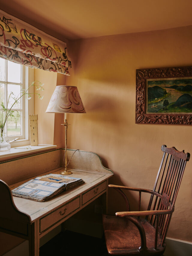 The Joy of Discovery: At Home with British Dealer/Decorator Max Rollitt ...