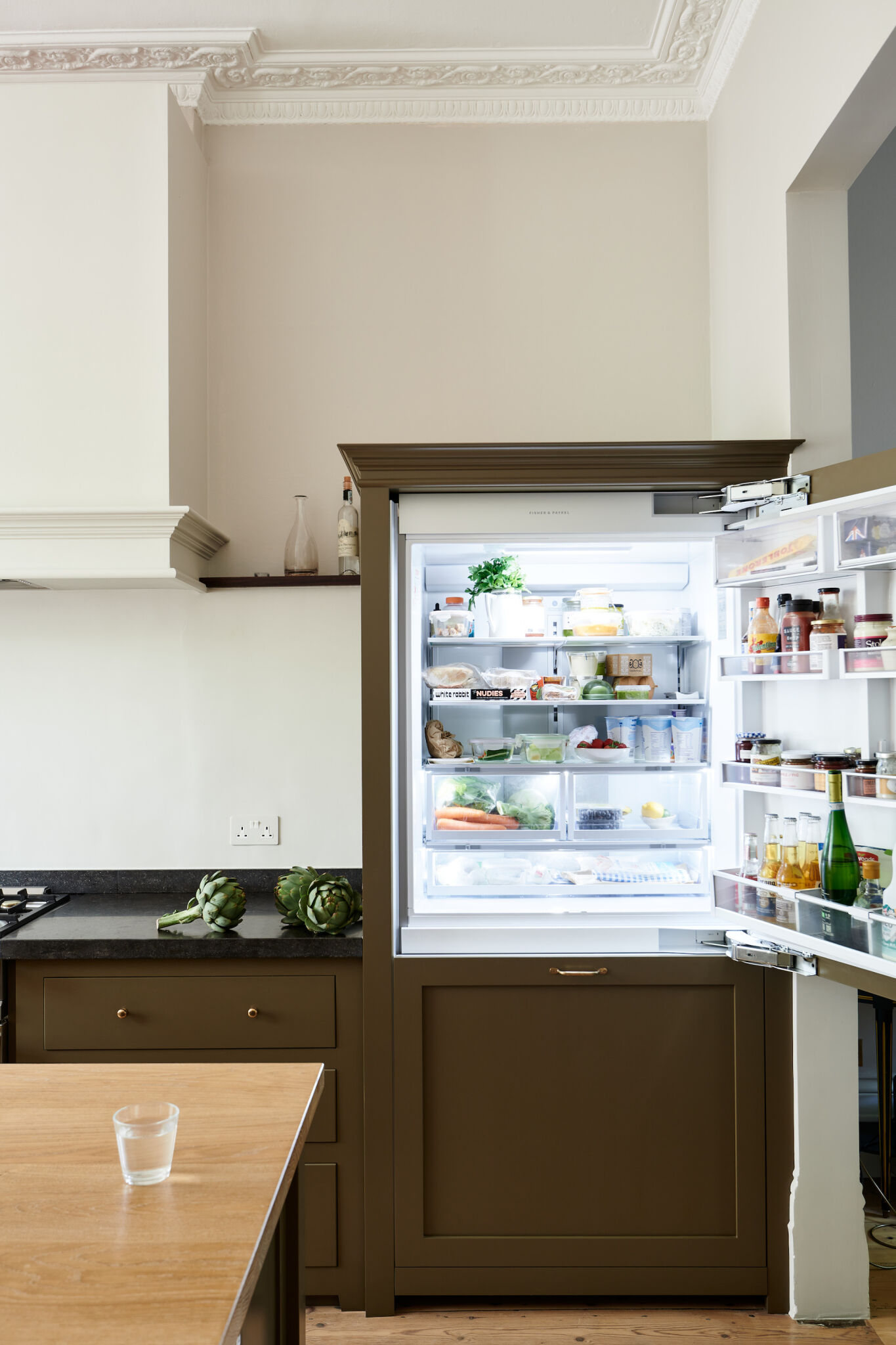 Kitchen of the Week: A London Kitchen in Unexpected Shades of Chocolate ...