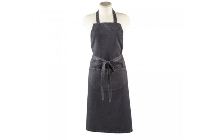 10 Easy Pieces: Utility Aprons - Remodelista