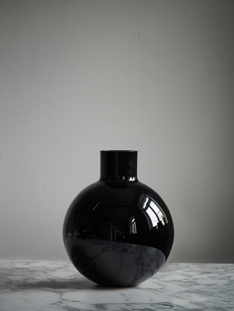 High/Low: Black Glass Vases from Two Swedish Sources - Remodelista