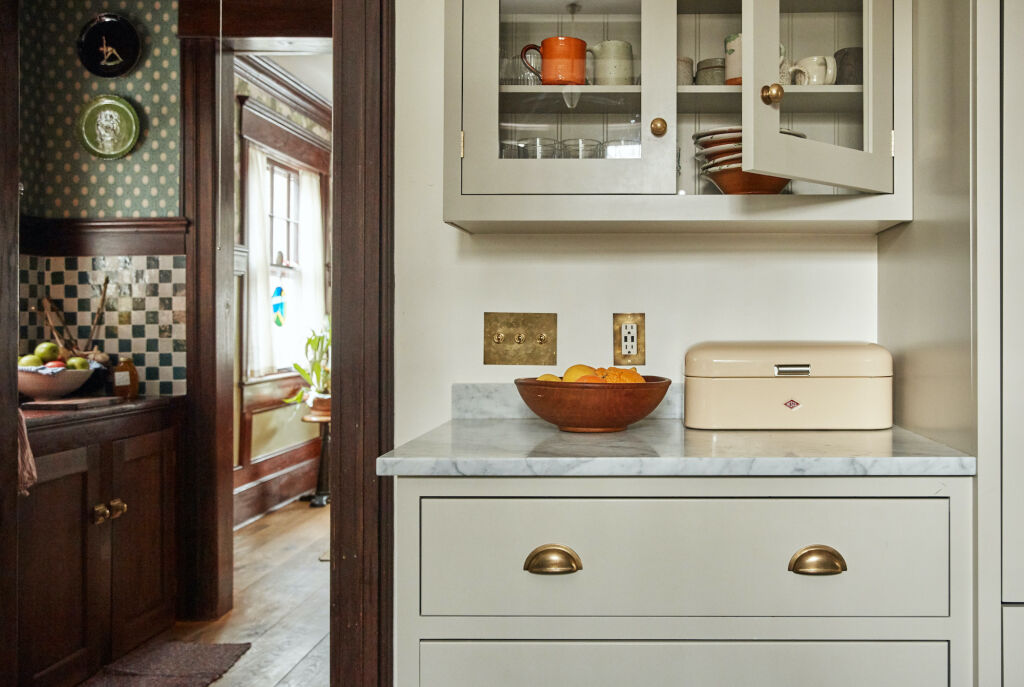 Remodelista Reconnaissance: Appealing Switch-Plate Covers and Outlets ...