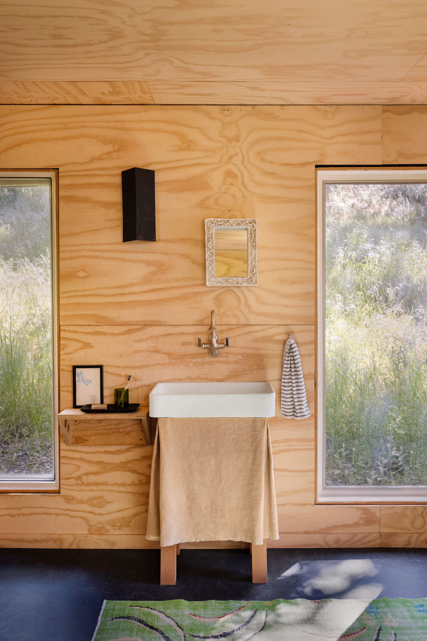 Archive Dive: 7 Wrap-Around Sink Skirts in the Bath - Remodelista