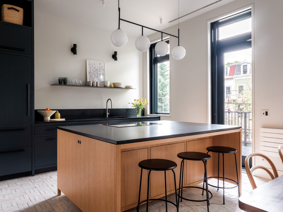 Steal This Look: A Gallery-Like Family Kitchen in Brooklyn - Remodelista