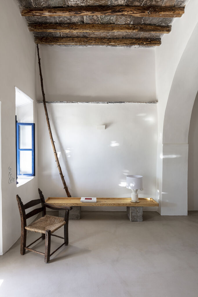 Refined-rustic Greek-villa update by Kapsimalis Architects