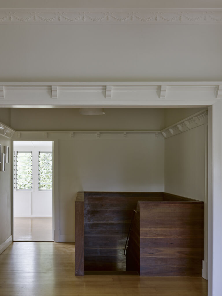 Above & Beyond: A Sensitive Remodel That Celebrates the 'Undercroft' in ...