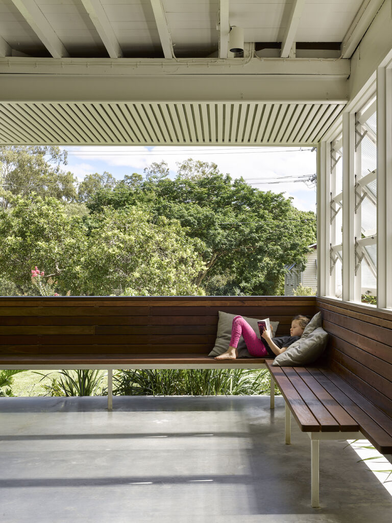 Above & Beyond: A Sensitive Remodel That Celebrates the 'Undercroft' in ...