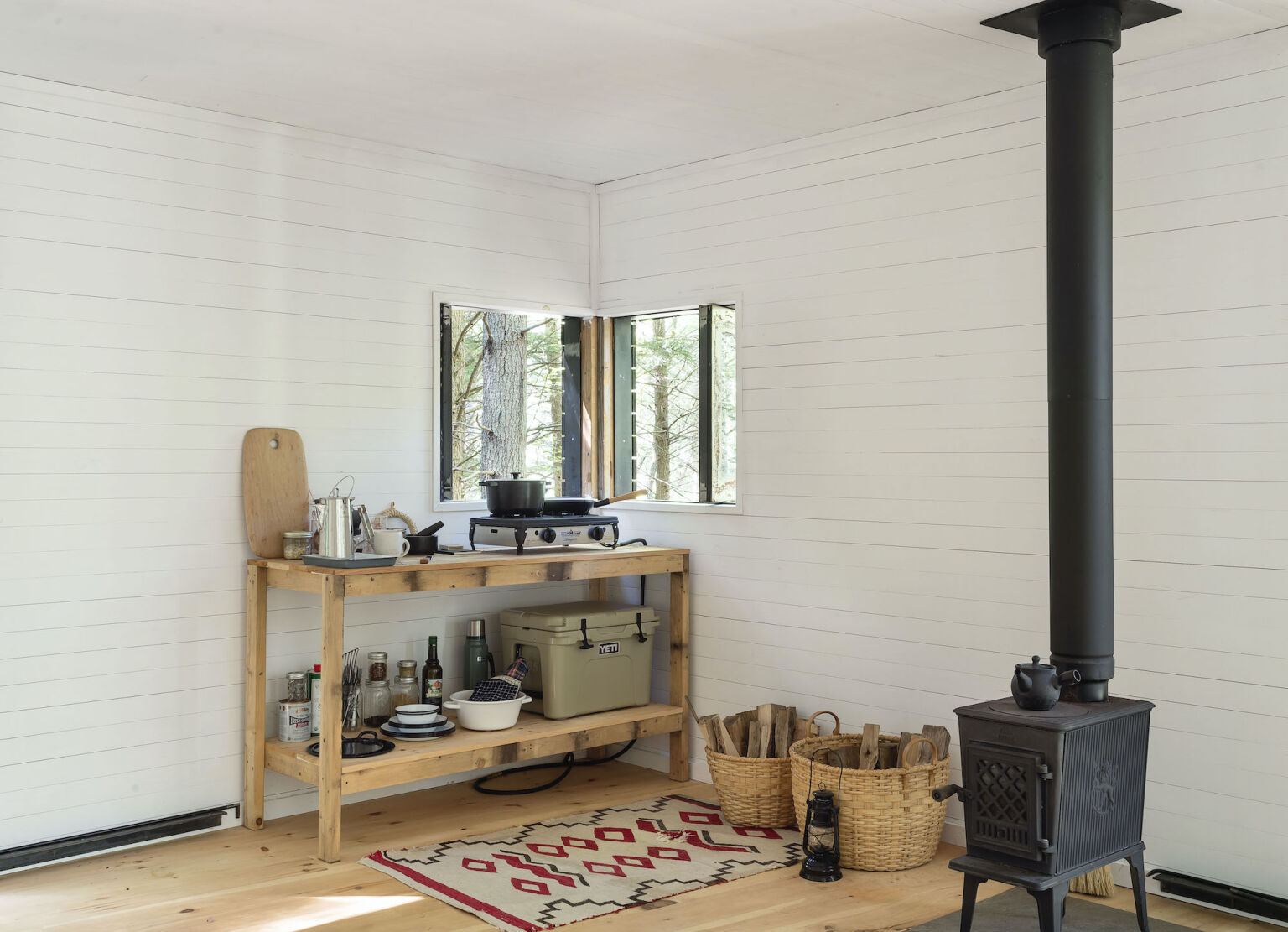 Kitchen(s) of the Week: 6 Low-Impact Deconstructed Kitchens - Remodelista