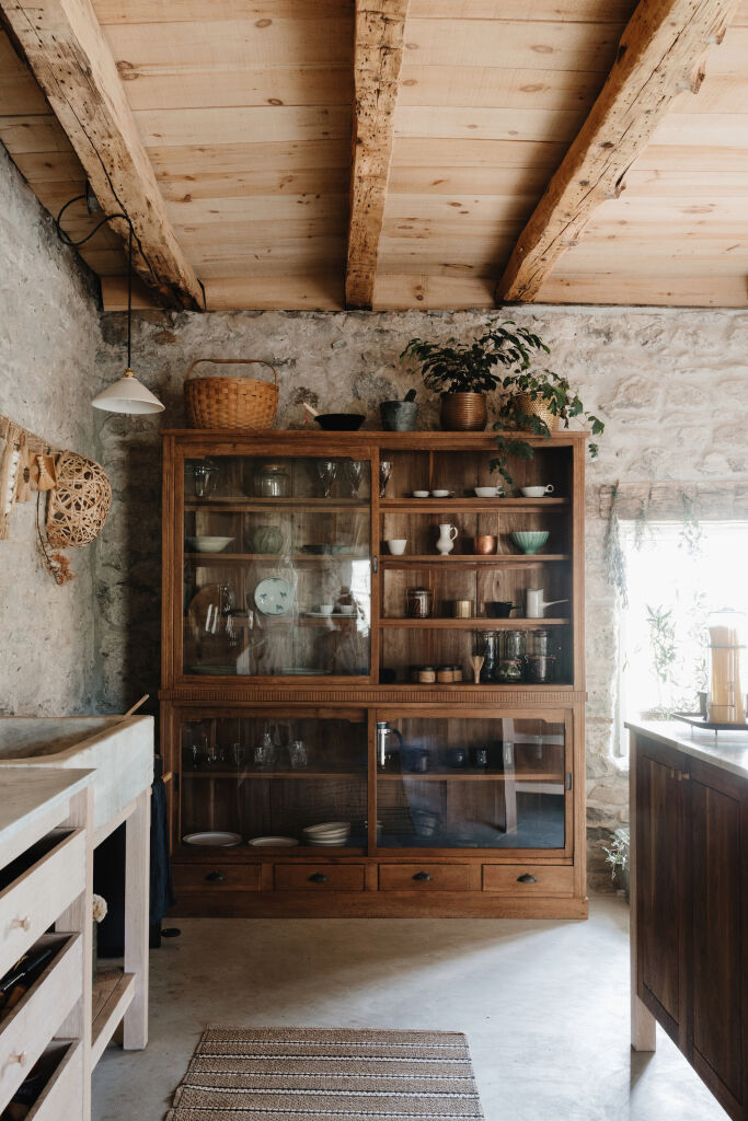 Kitchen(s) of the Week: 6 Low-Impact Deconstructed Kitchens - Remodelista