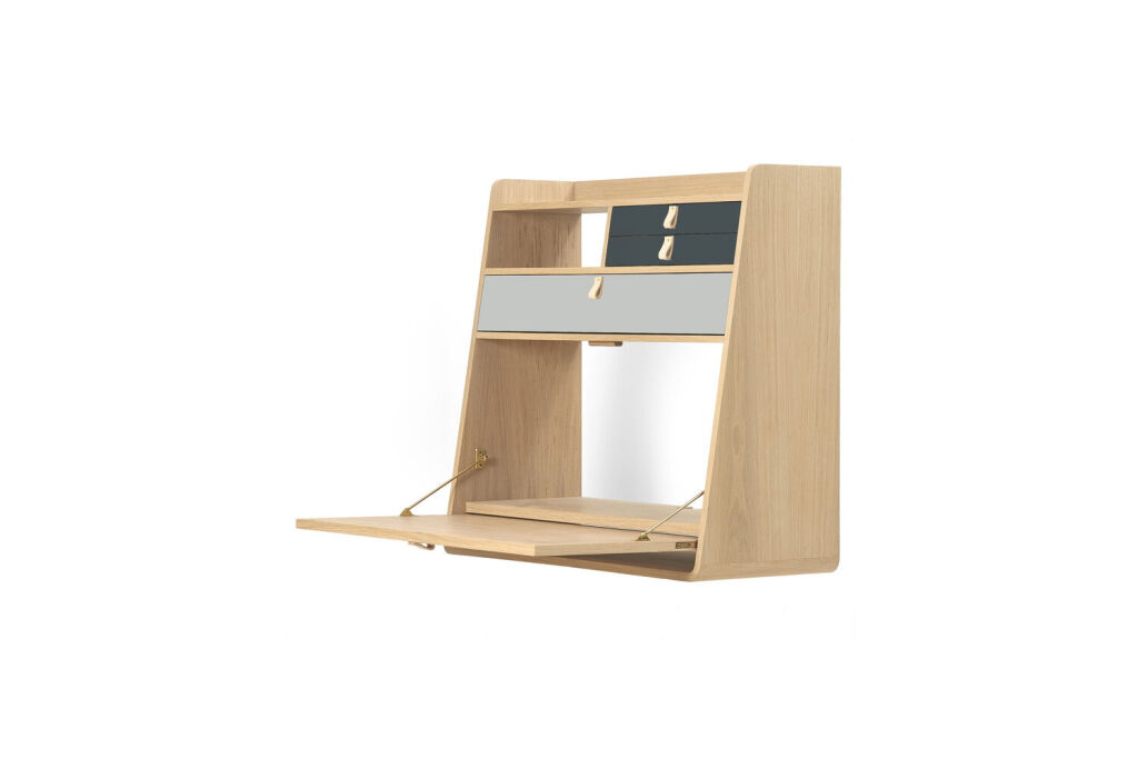 10 Easy Pieces: Hidden Desks - Remodelista