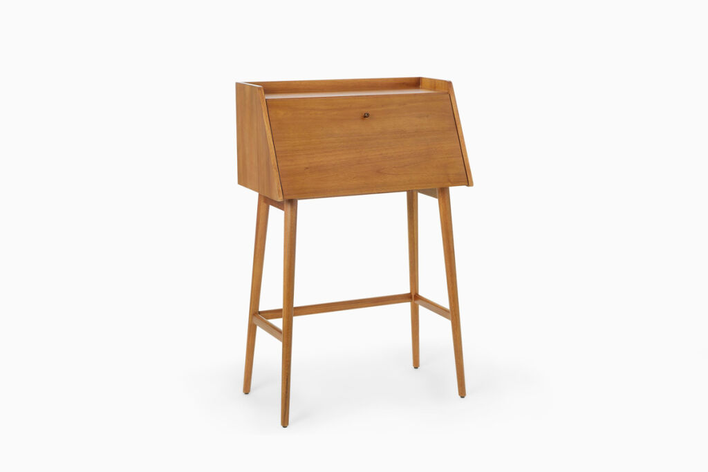 10 Easy Pieces: Hidden Desks - Remodelista