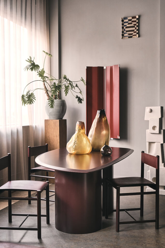 The House (Tour): A Shoppable "Canvas for Living" in London - Remodelista