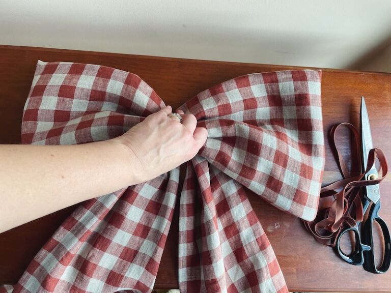DIY: Oversized Festive Bows from the Thread Maker in London - Remodelista
