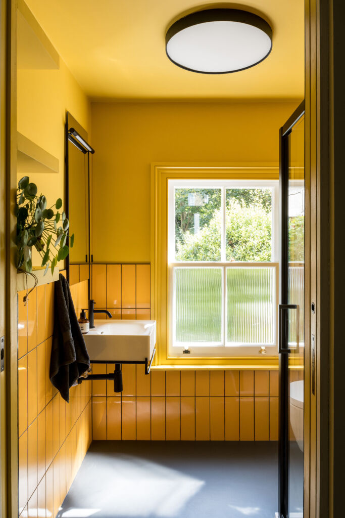 Steal This Look: A Sunshine Bath in a London Townhouse - Remodelista