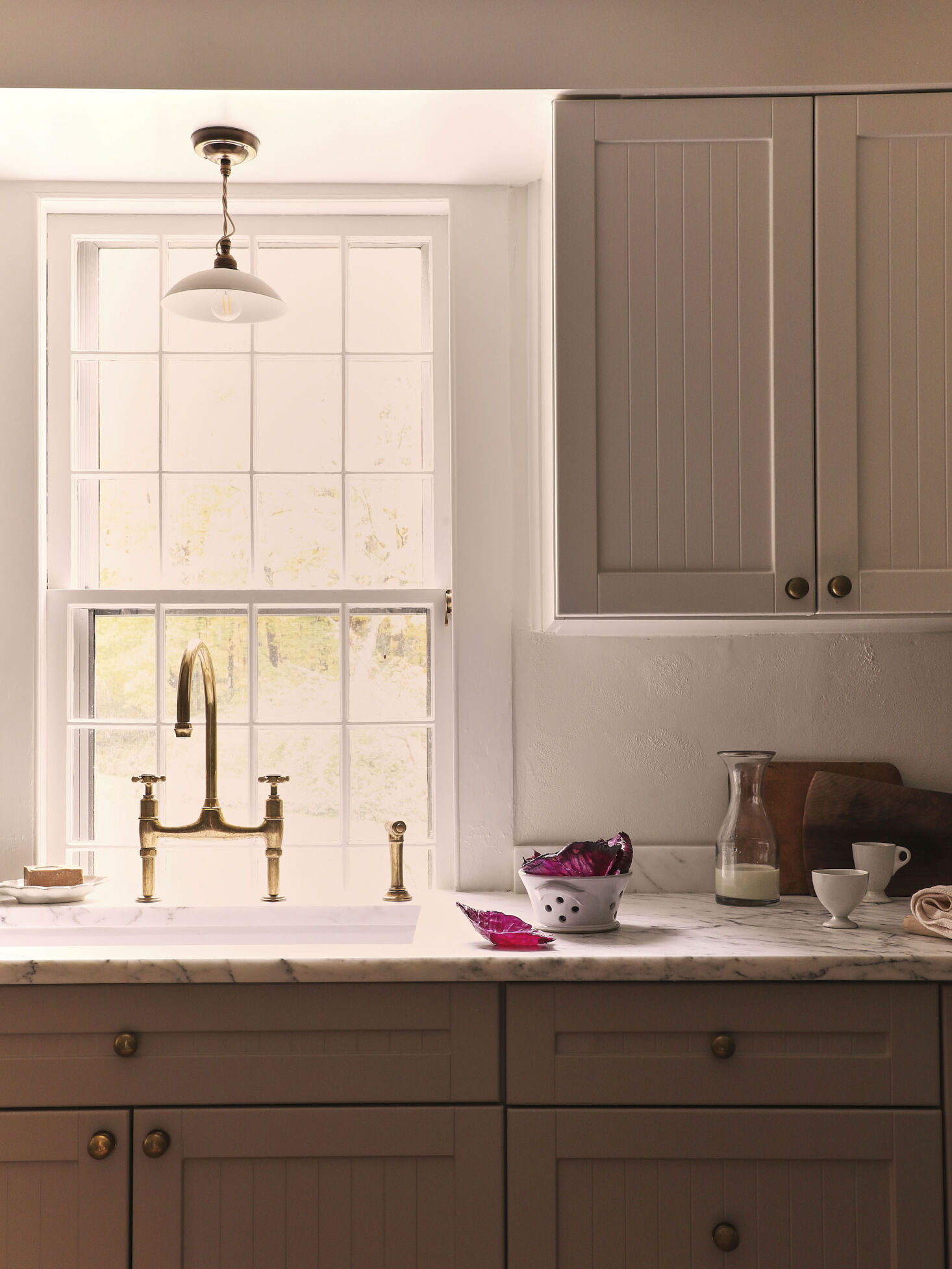 A Stylist's Budget-Conscious Cosmetic Kitchen Upgrade