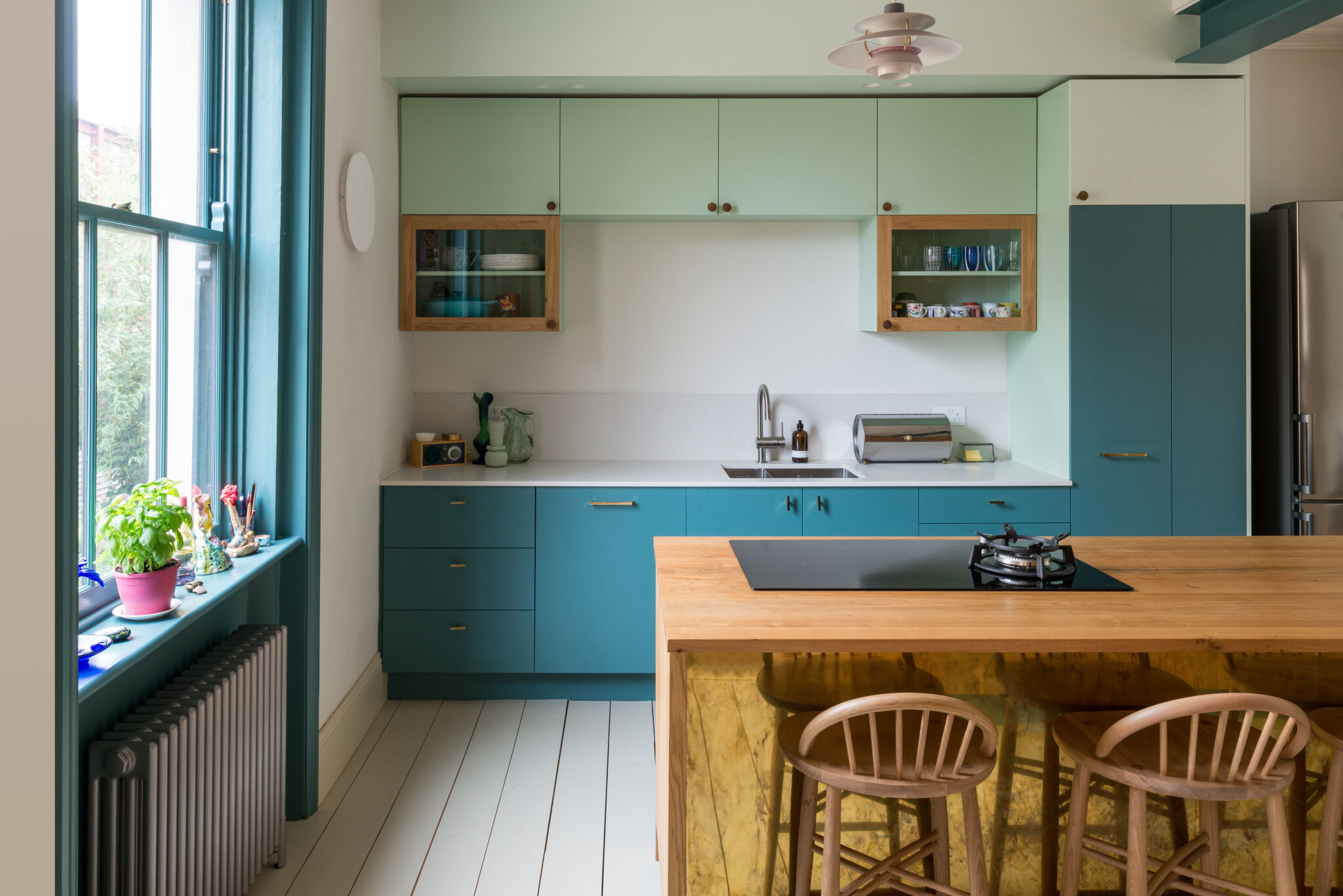Steal This Look: Two-Tone Color in a Small London Kitchen - Remodelista