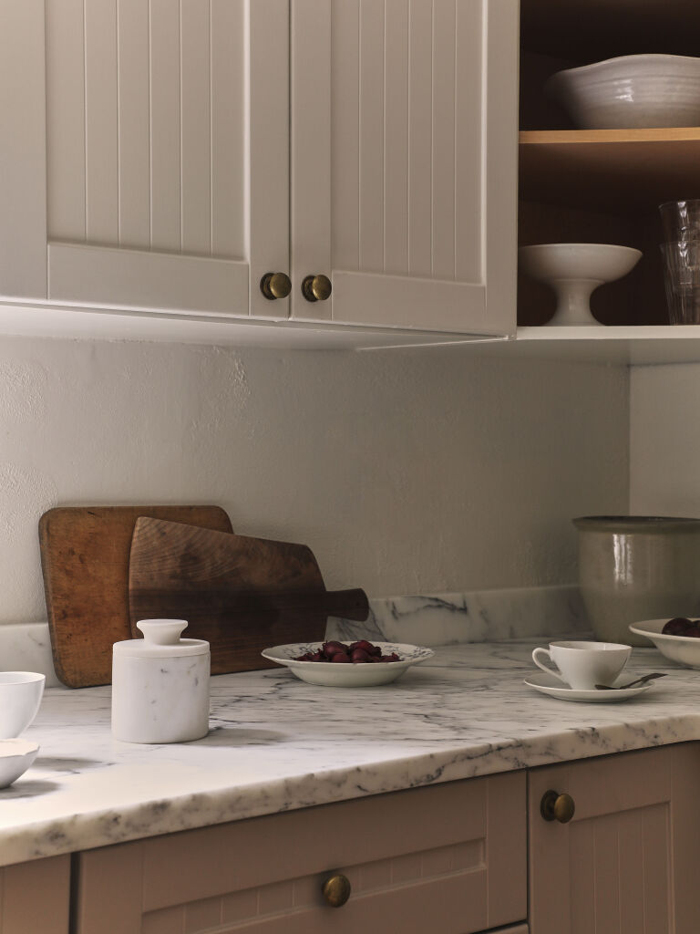 A Stylist's Budget-Conscious Cosmetic Kitchen Upgrade