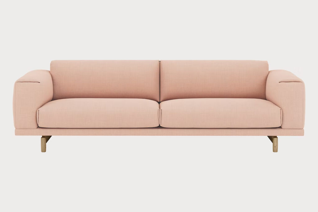 10 Easy Pieces: Pink Sofas - Remodelista