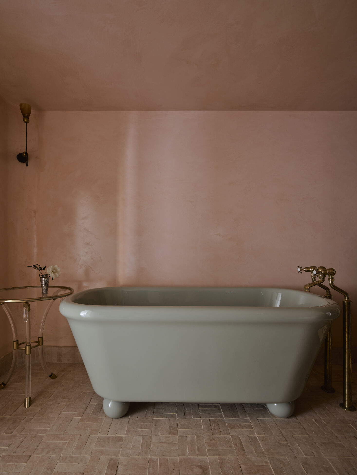 Bathroom of the Week: Rethinking Pink in an Australian WC - Remodelista