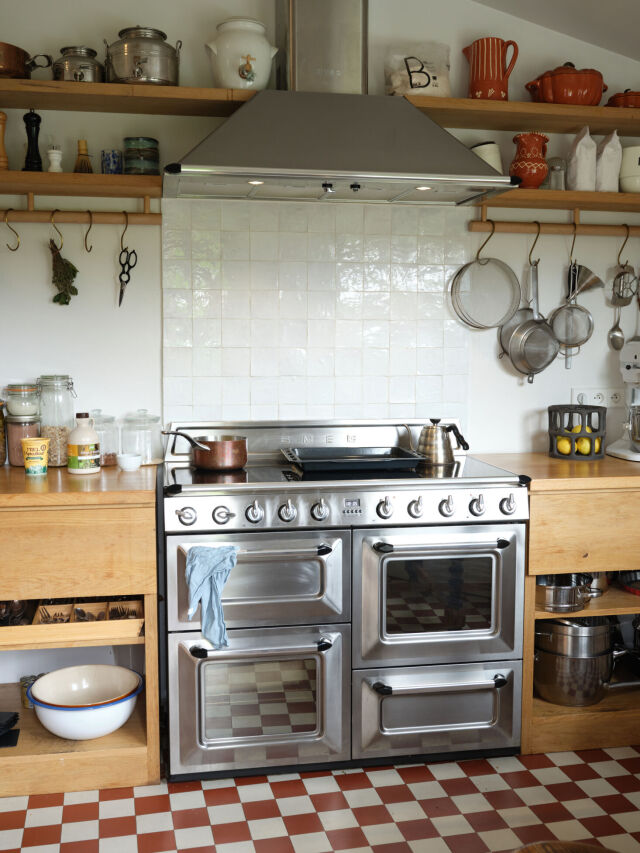 12 Induction Cookers in Classic to Ultra-Modern Kitchens - Remodelista