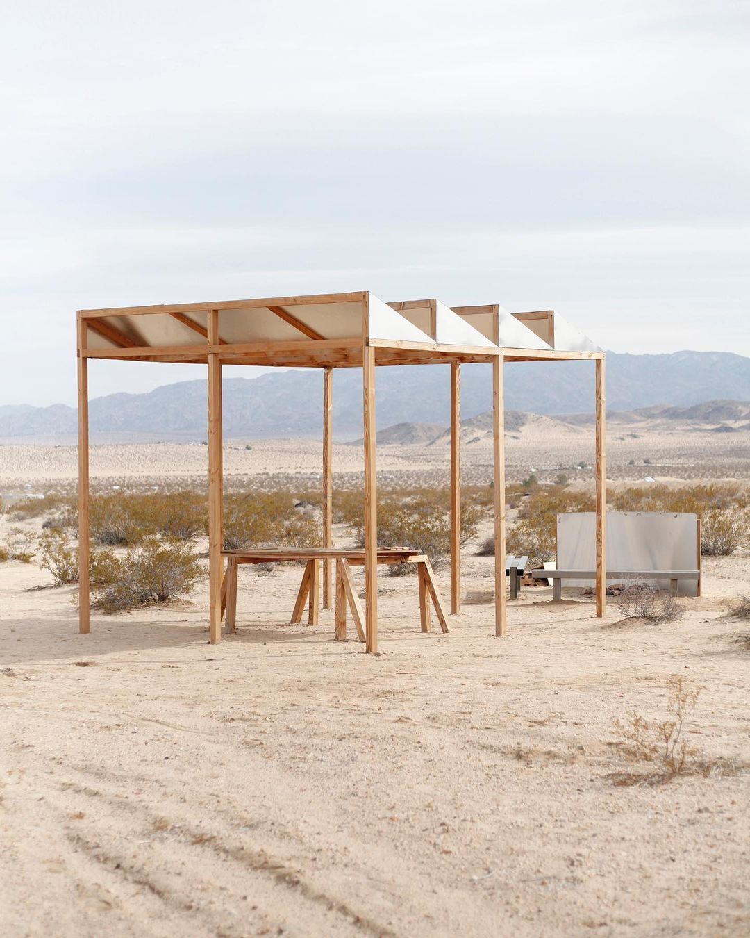 Sustainable Modern Cabin and Other Off-Grid Outdoor Living Designs