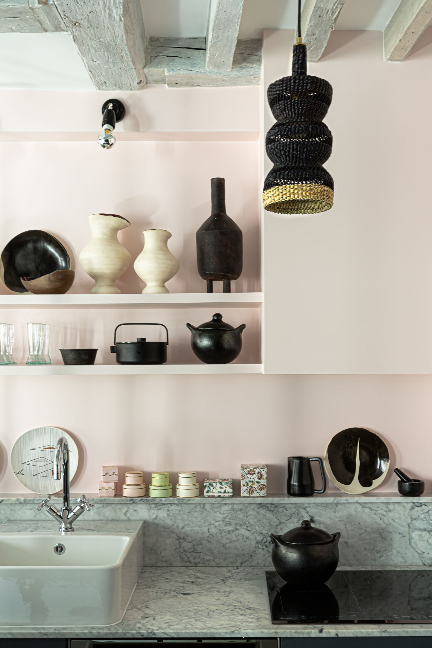 Steal This Look: A Pocket Kitchen in Paris with a Fresh Pastel Palette ...